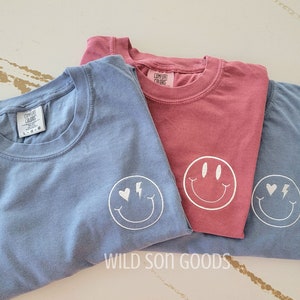 Comfort Colors Embroidered Smiley Face Short Sleeve Shirt-retro Smiley ...