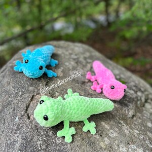 CROCHET PATTERN: BOTH No-sew Pocket Gecko and Pocket Chameleon - Etsy