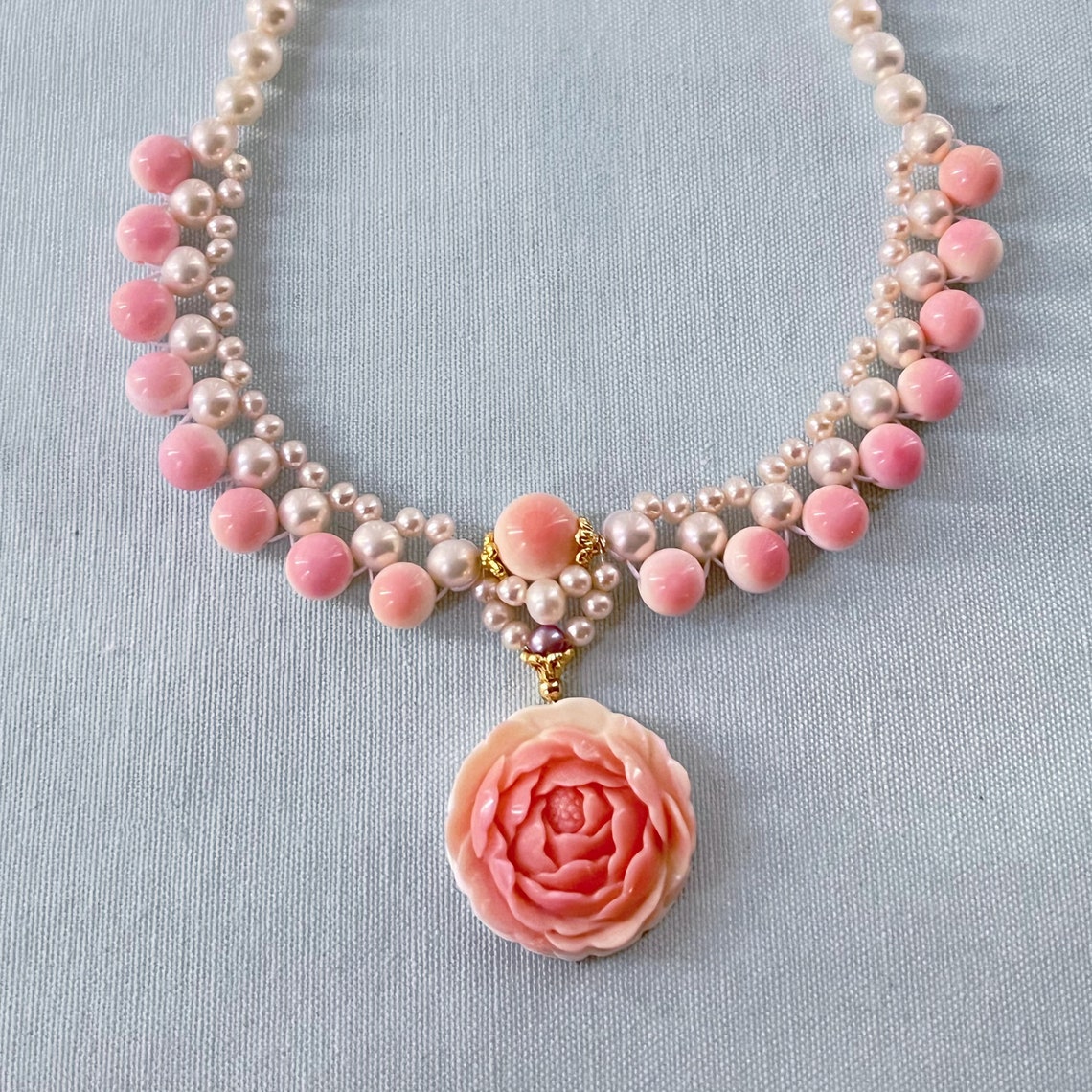 Necklace Hand Carved Pendant Queen Conch Shell Pearls - Etsy