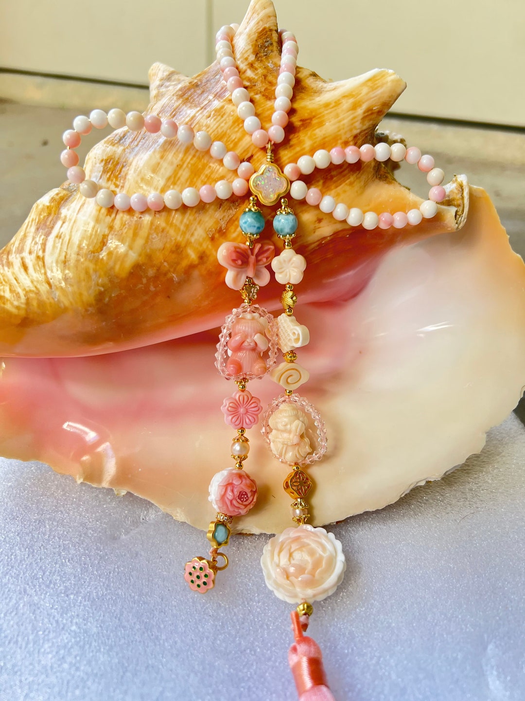Queen Conch Shell Hanging - Etsy