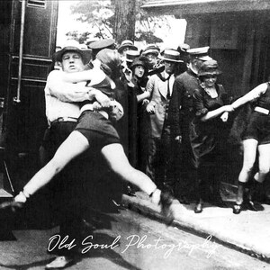 1930s Chicago Police Arresting Bathers – Vintage Prohibition Photo ...