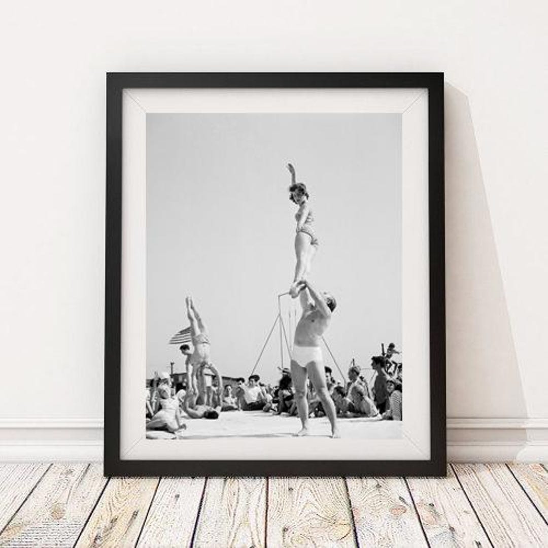 Muscle Beach Acrobat Photo – 1950s Vintage Black & White Print - Etsy