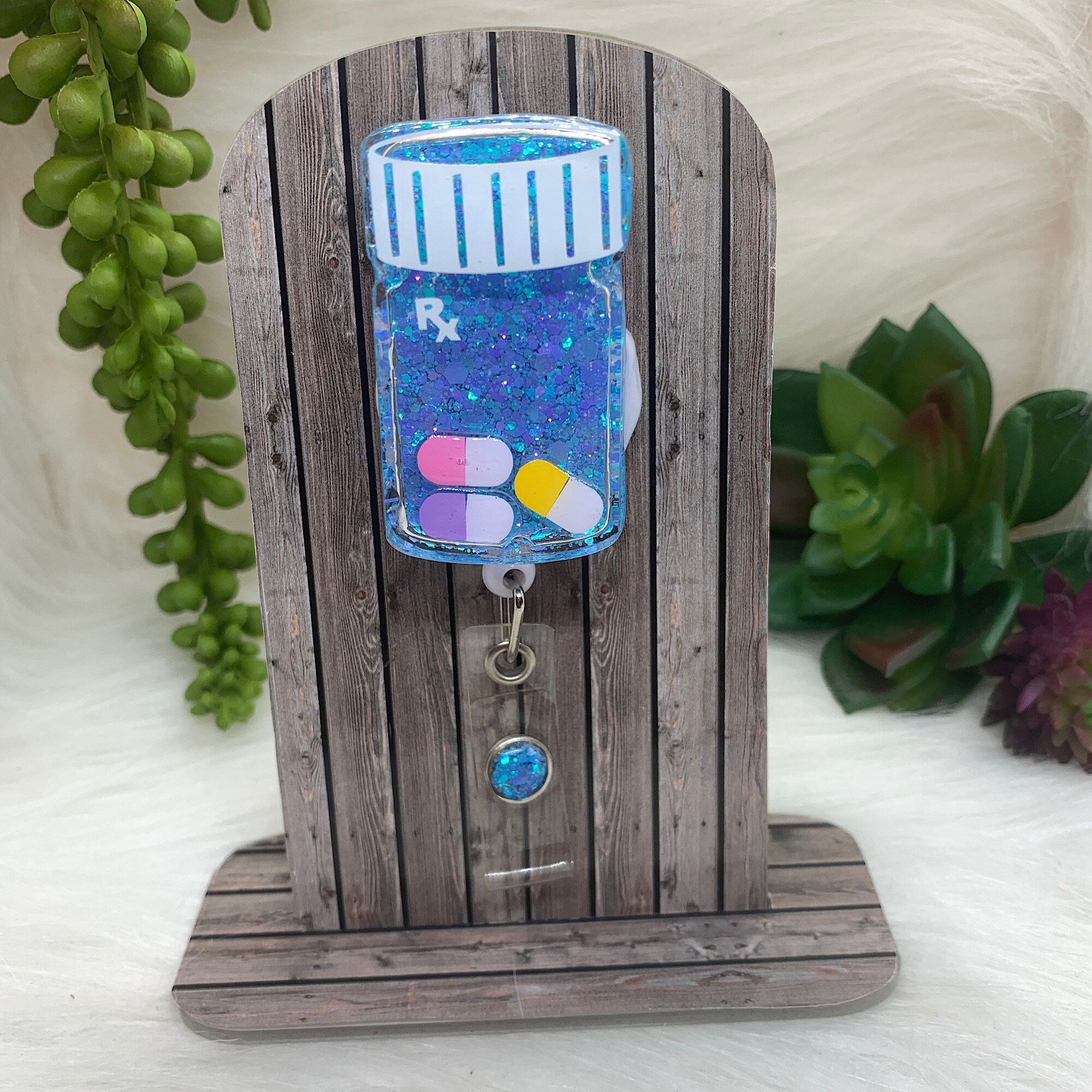Pill Bottle Shaker Badge Reel/ 3D Badge Reel/ Floating Badge Reel - Etsy
