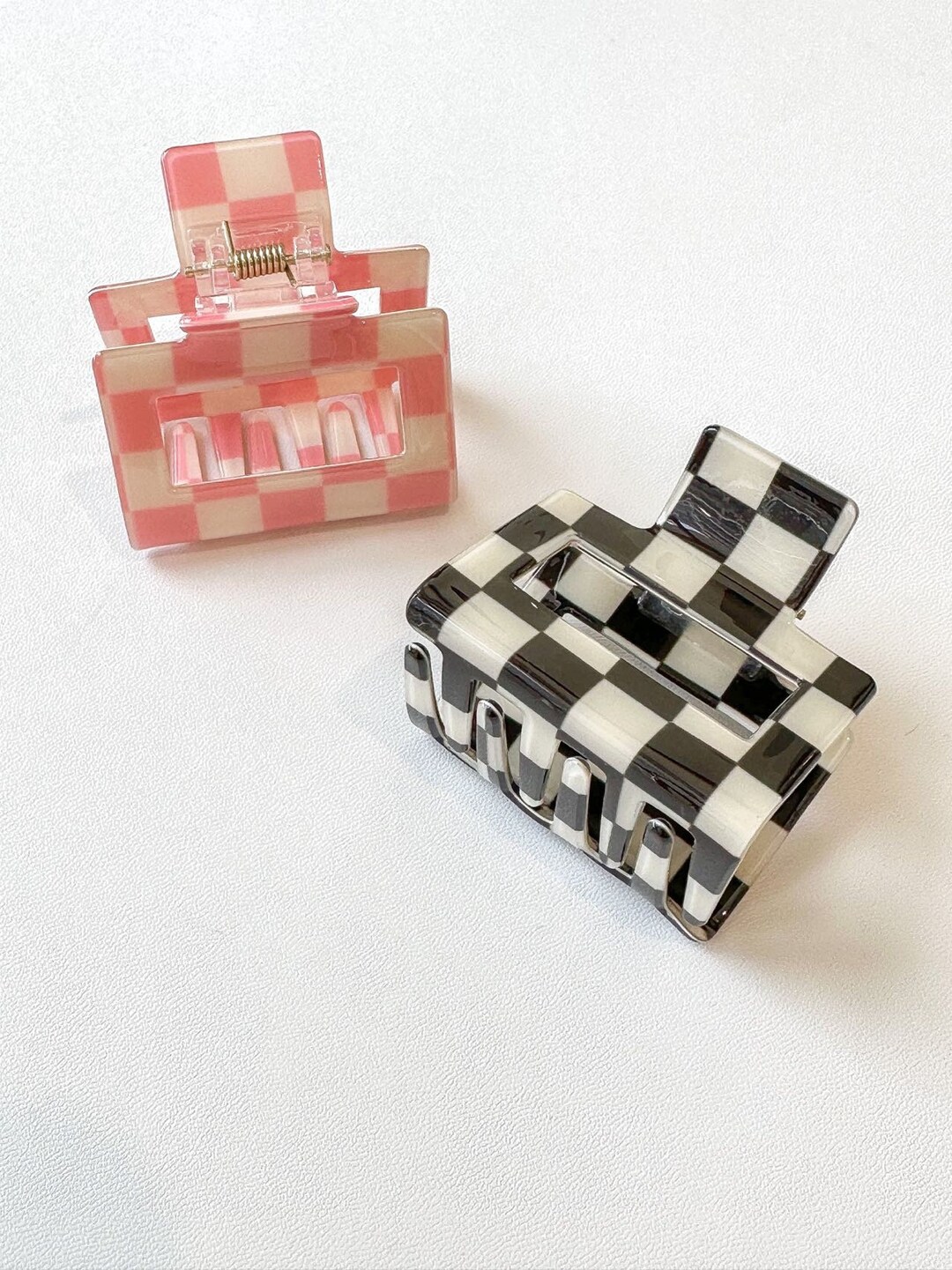 Checkerboard Jaw Hair Claw. PCV Alloy Minimalist Hair Claw. Korean ...