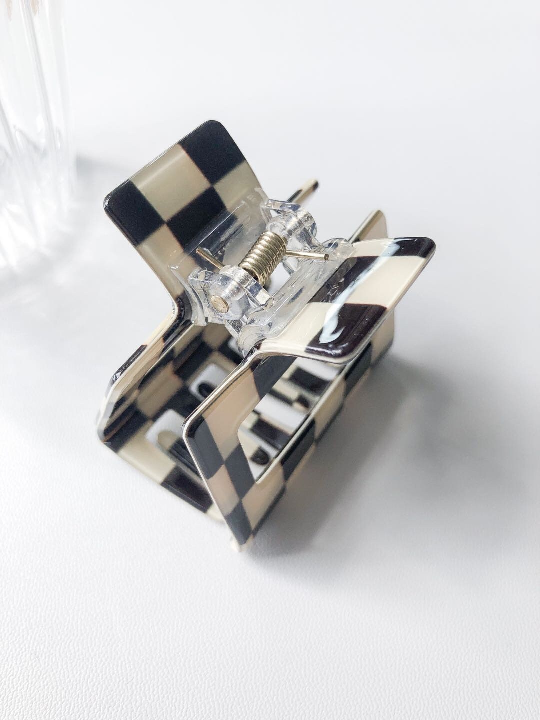 Checkerboard Jaw Hair Claw. PCV Alloy Minimalist Hair Claw. Korean ...