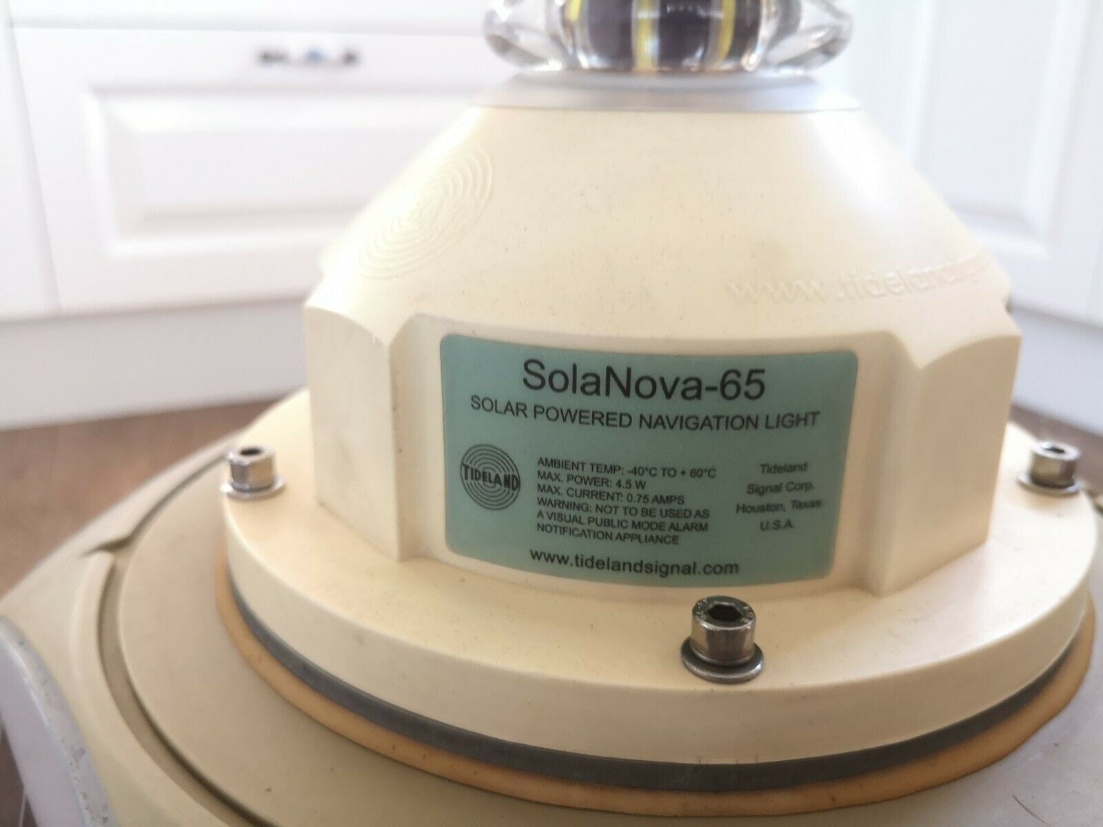 Tideland Solanova 65 Solar Powered Navigation Light Solanova 65 Buoy ...