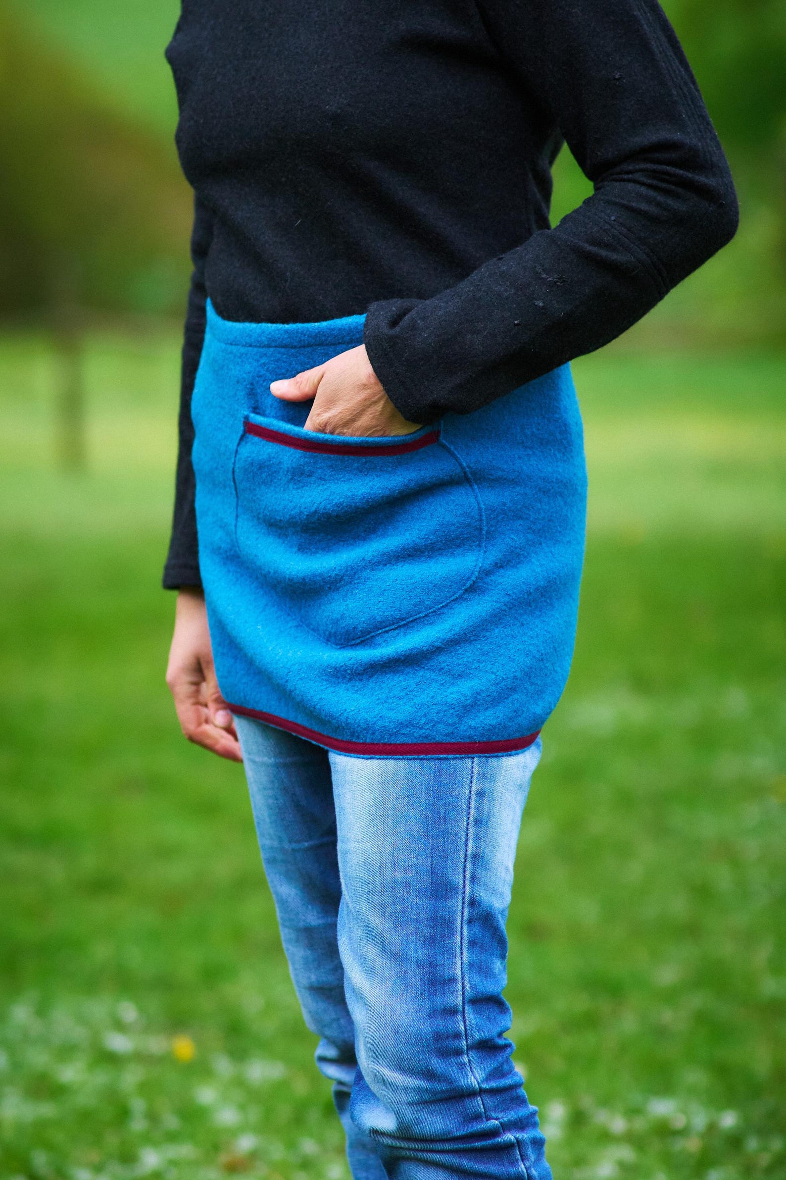 Cacheur Hip Skirt Miniskirt Kidney Warmer Wrap Skirt Made of Wool ...