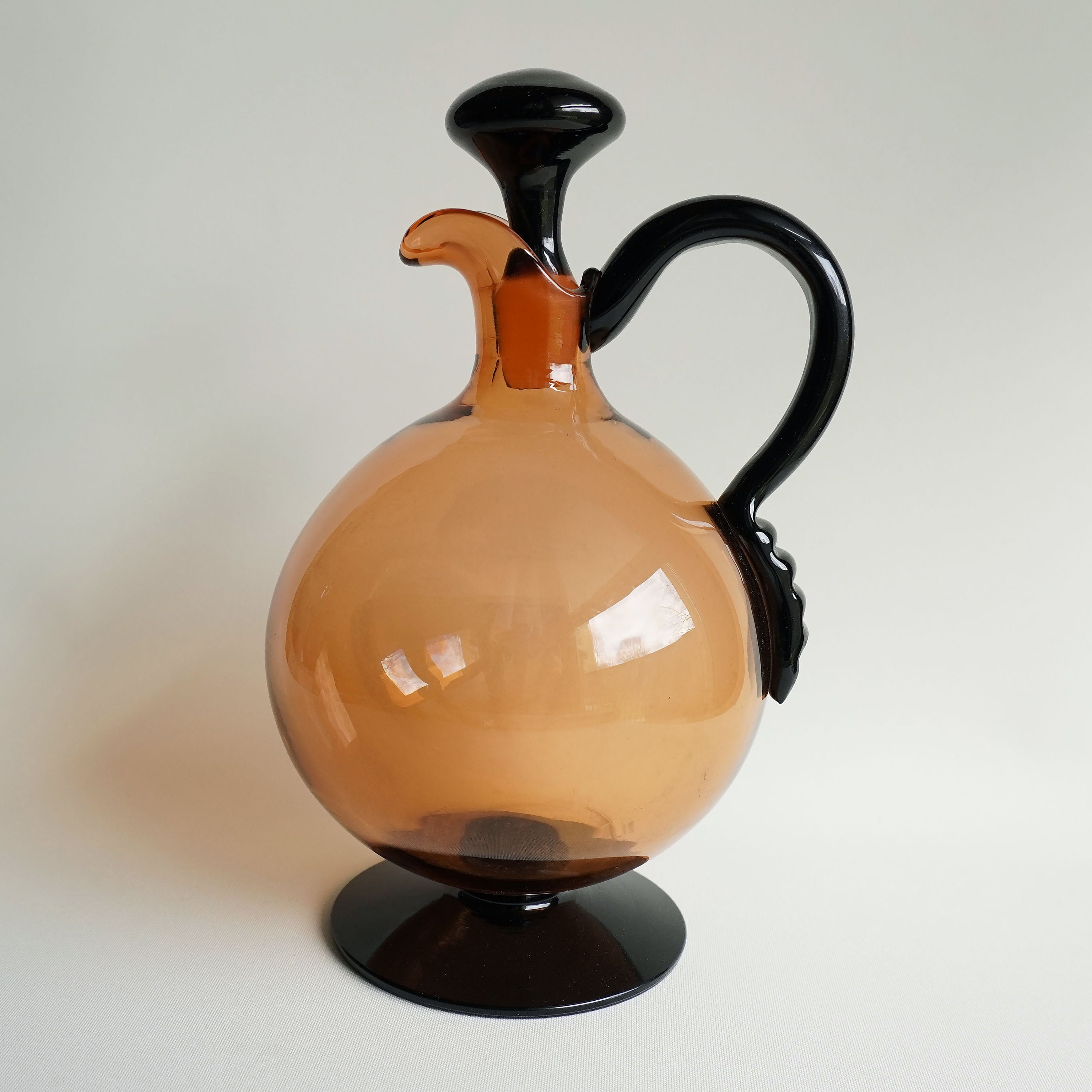 Art Deco 1930s, Original Beautiful Two-color Glass Decanter With a Set ...