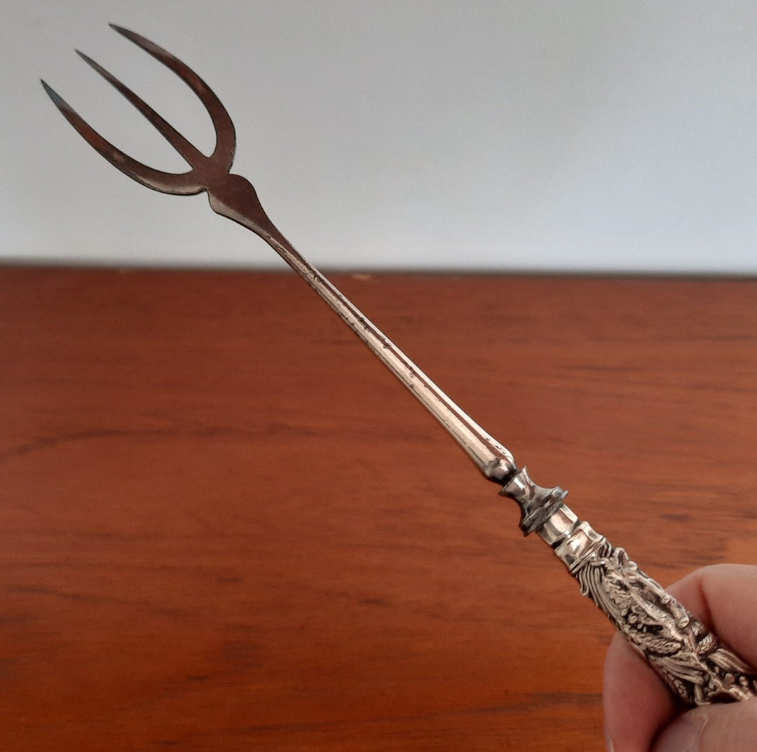 Vintage Silver Plated Toasting Fork: Grapevine Design, Ornate Serving ...