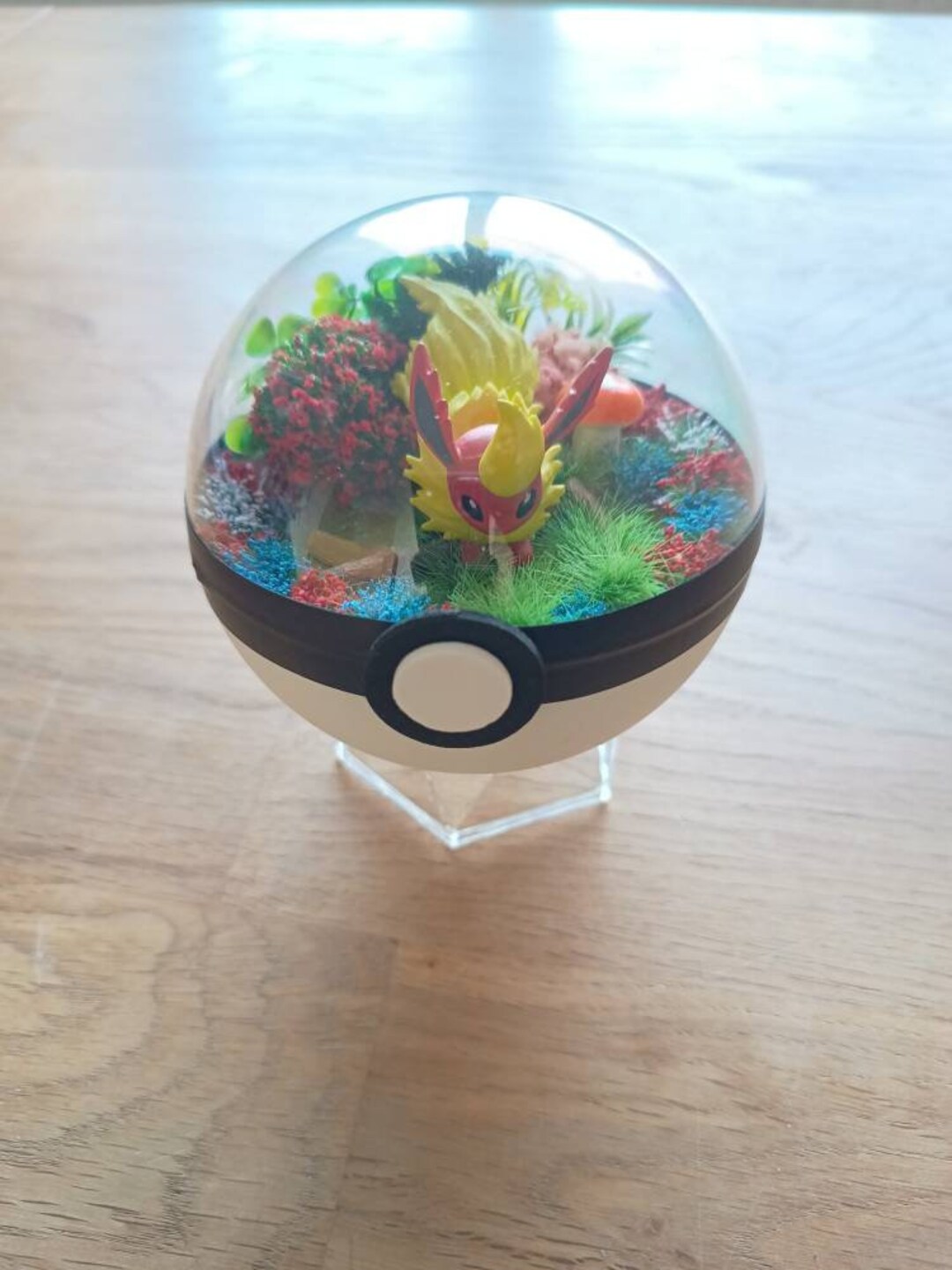 Flareon Handmade Pokémon Terrarium. Pokemon , Pokeballs , Geeky Gift ...
