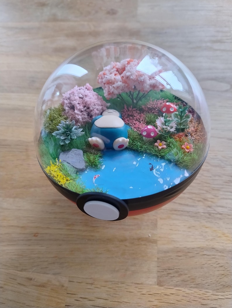 Snorlax Handmade Pokémon Pokeball Terrarium. Pokemon , Pokeballs ...