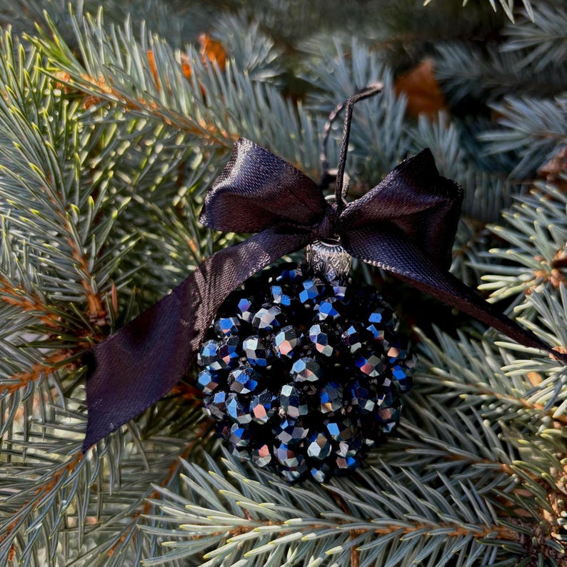 Craft Your Own Beaded Christmas Tree Balls 3 Ornaments From One Box ...