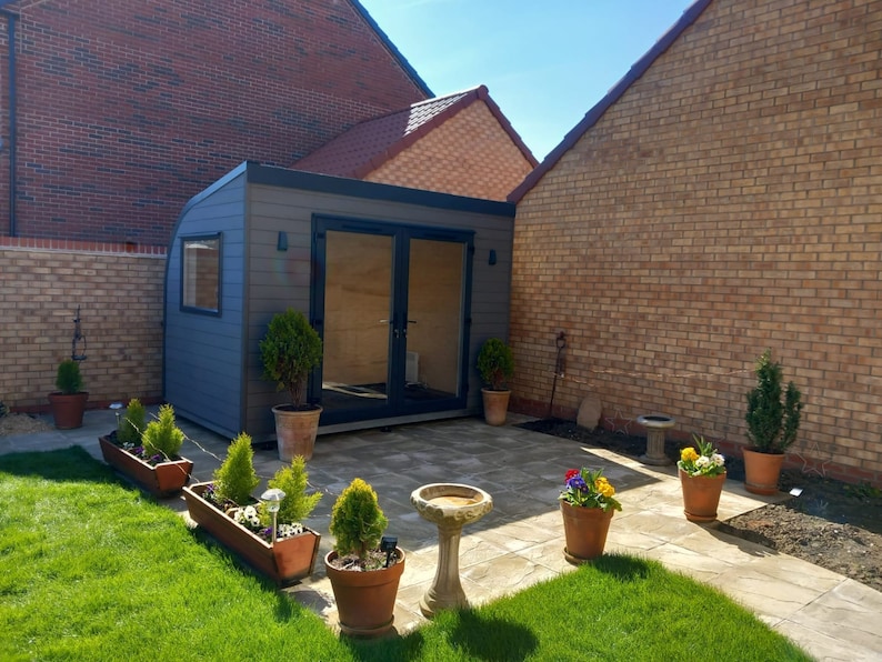 Esnug Plus 3x2.2m: Premium Garden Office, Games Room, Studio, Work Area ...