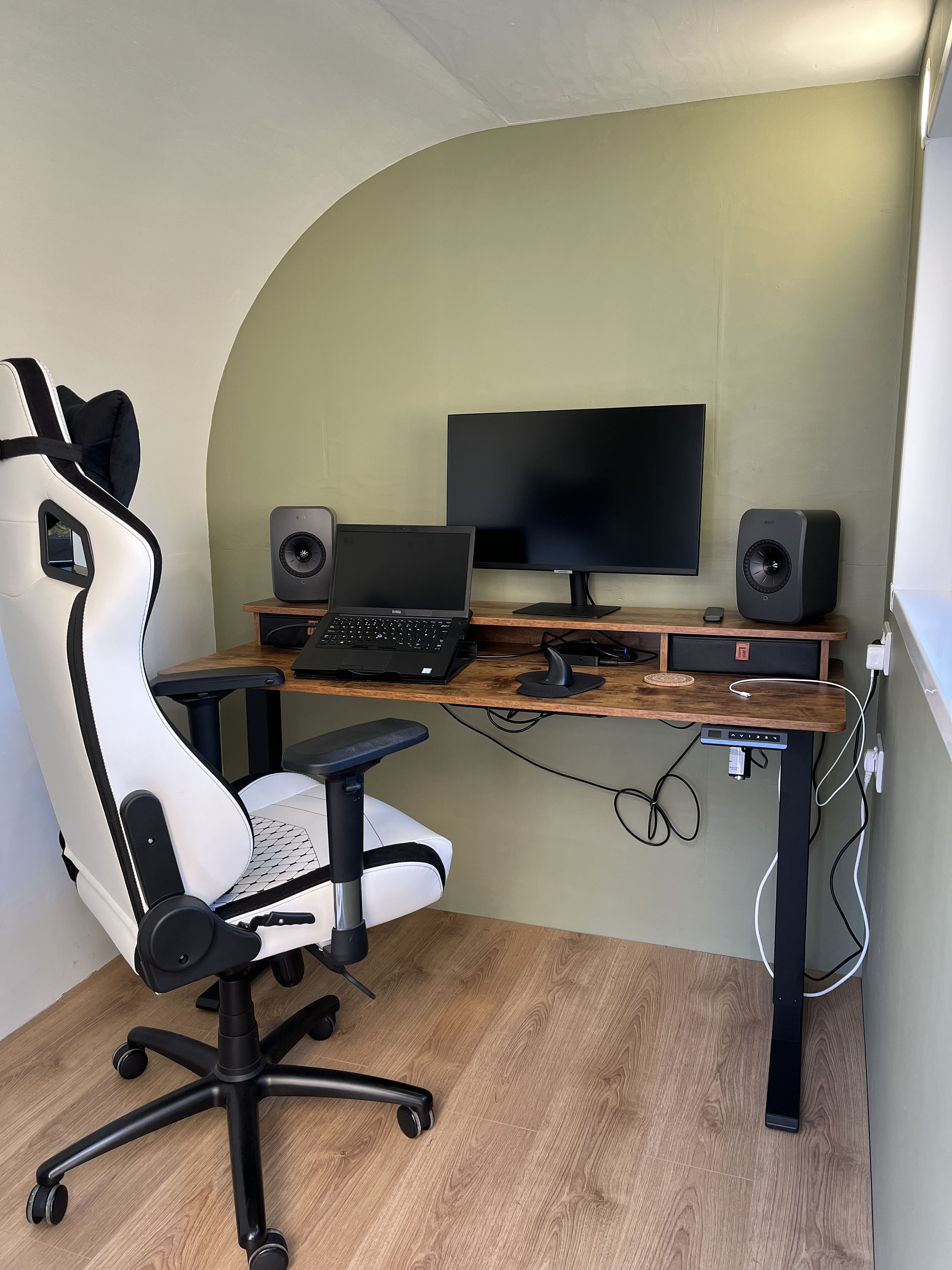The Esnug 2x2.2m - Multifunctional Garden Office, Work Studio ...