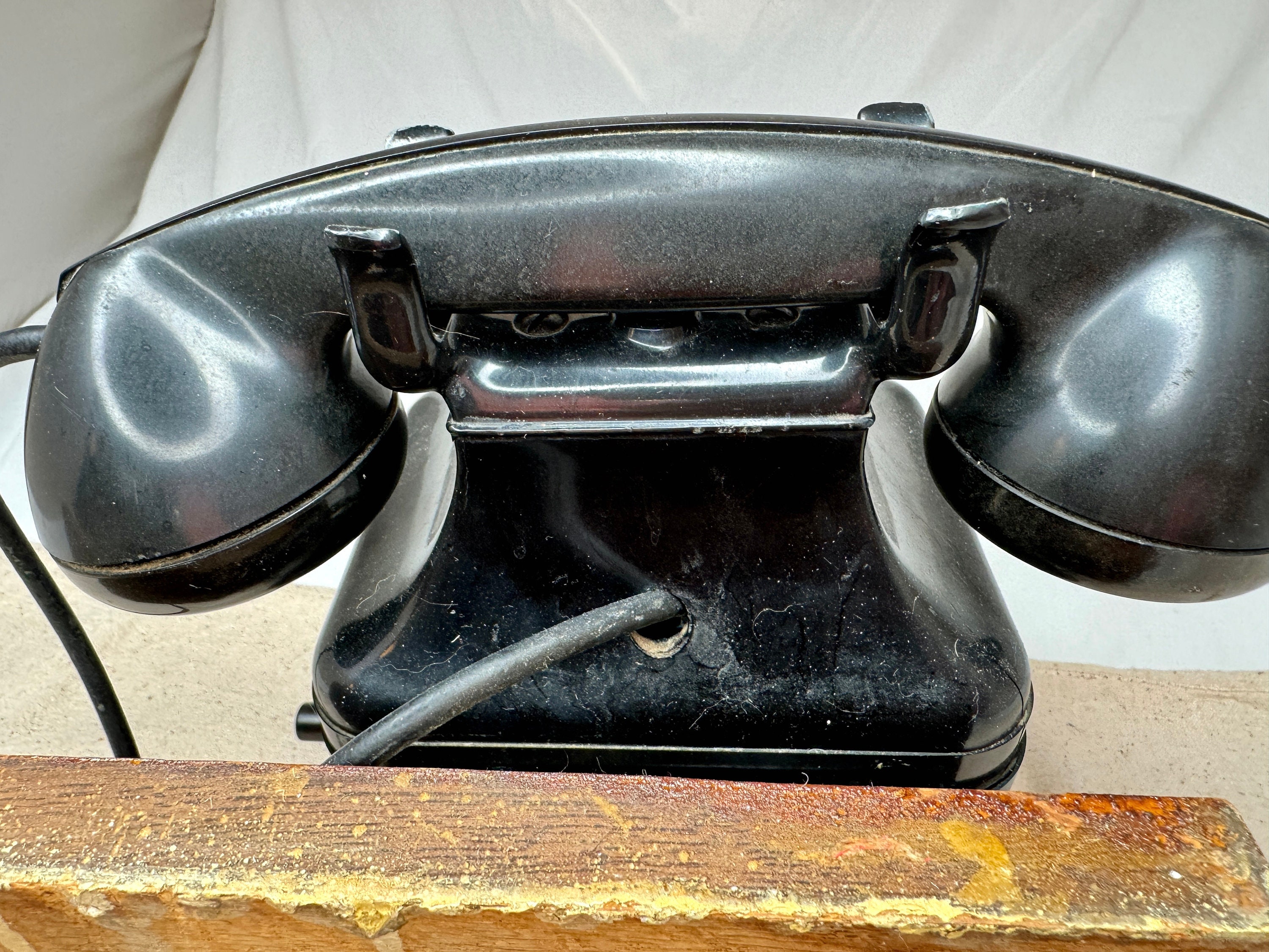 LEICH Electric Beehive Crank Wall Telephone, Circa 1930 - Etsy