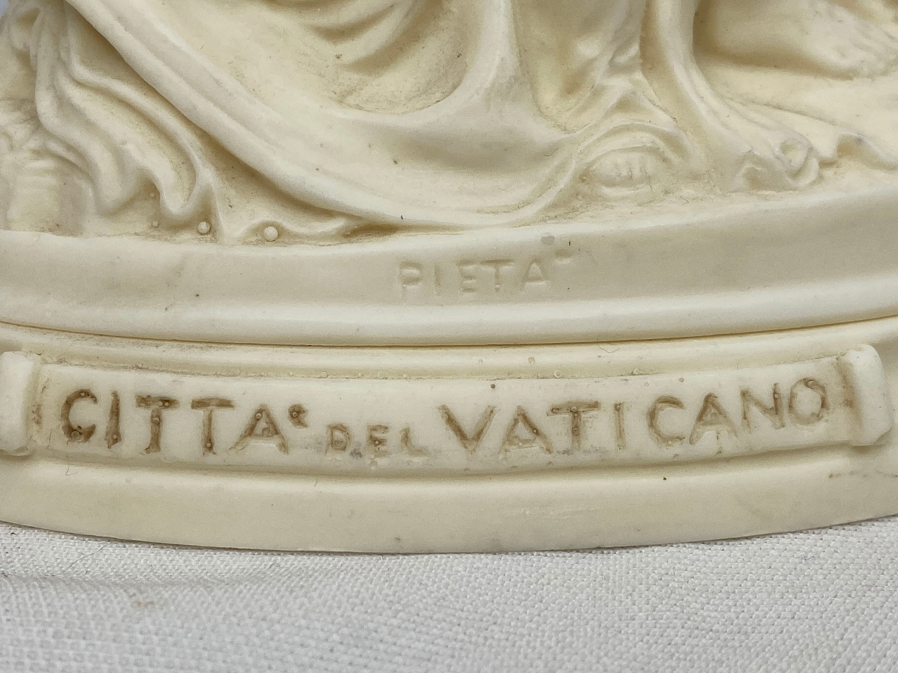 Michelangelo's Pieta Italian Vintage Jesus Christ and Virgin Mother ...