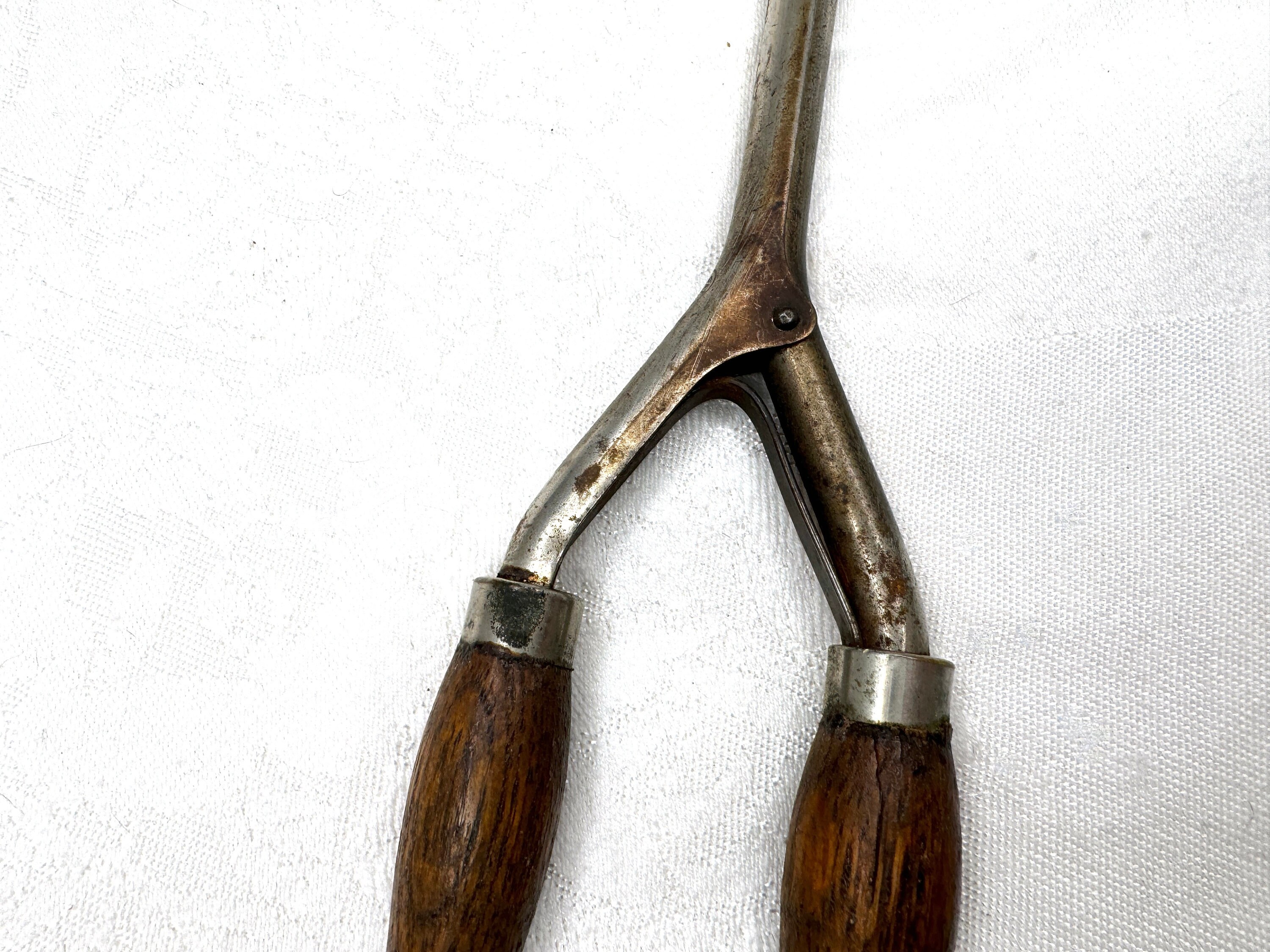 Antique Hair Curling Iron Set: Princess Hair Tongs, Wooden Handle - Etsy