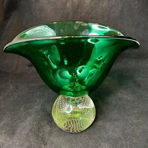 Erickson Emerald Green Art Glass Vase Console With Controlled Clear ...