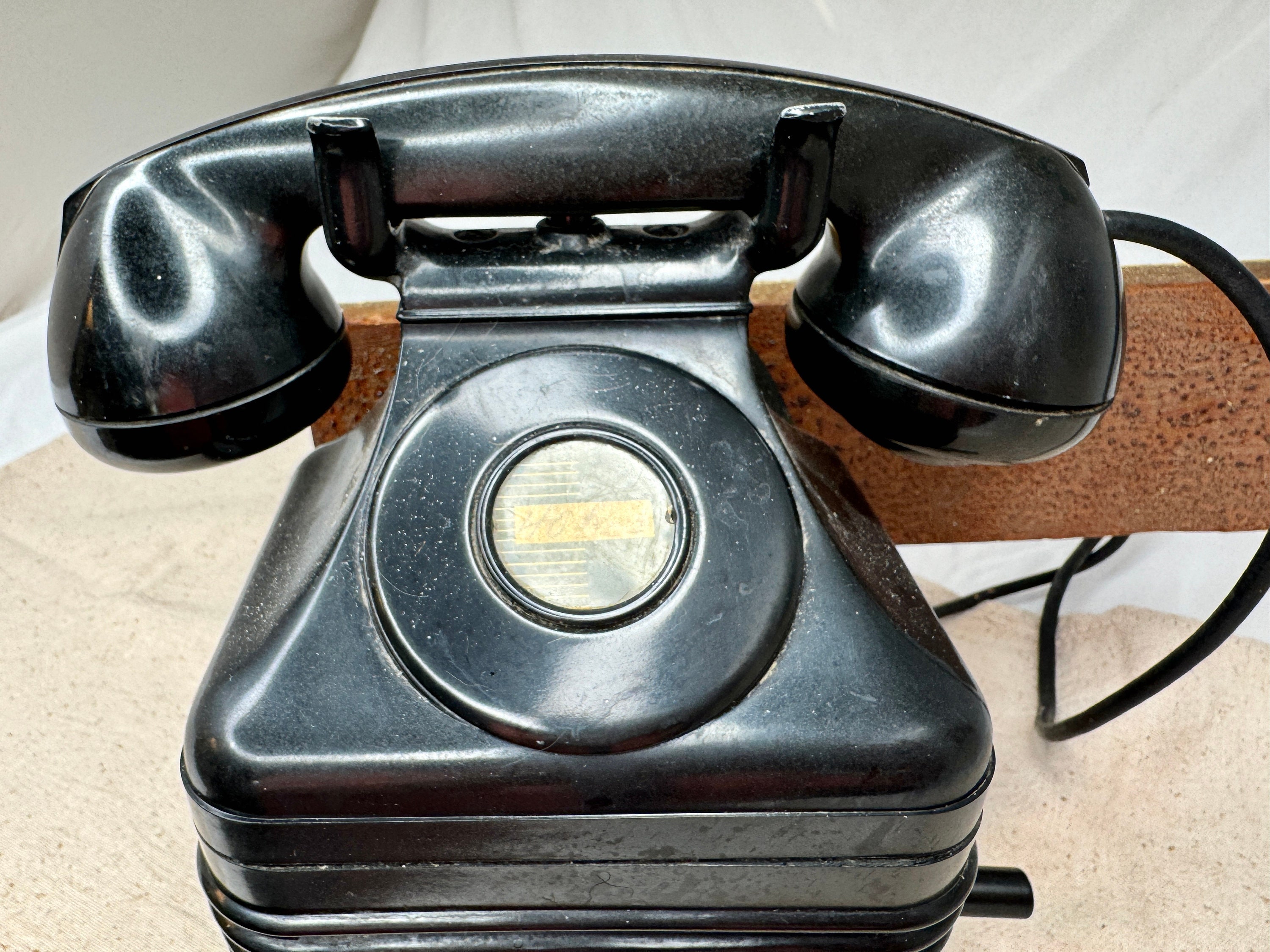 LEICH Electric Beehive Crank Wall Telephone, Circa 1930 - Etsy