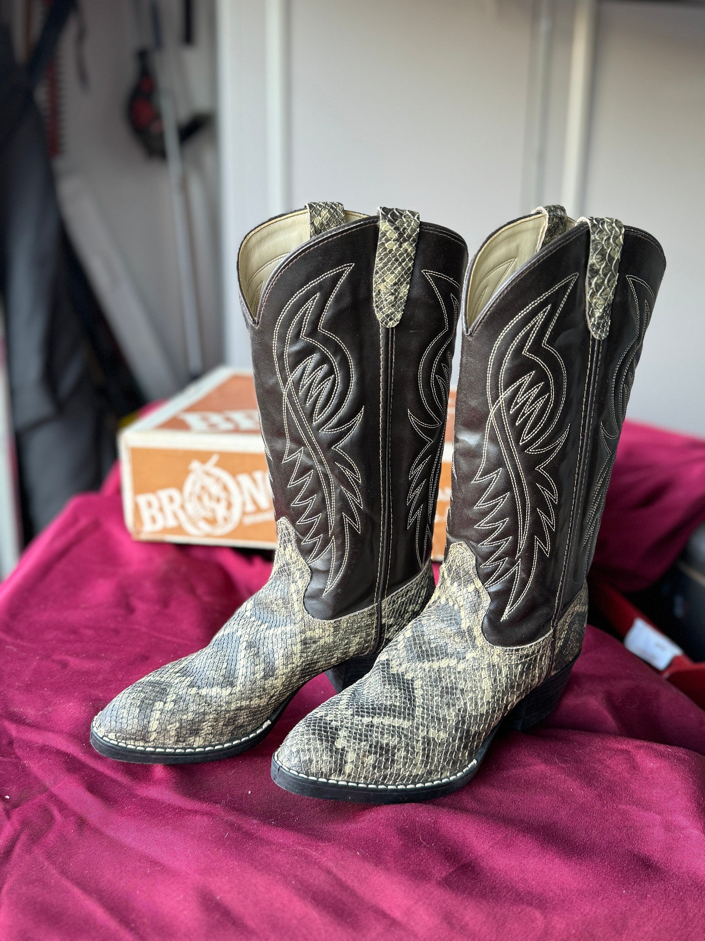 Rattlesnake Boots