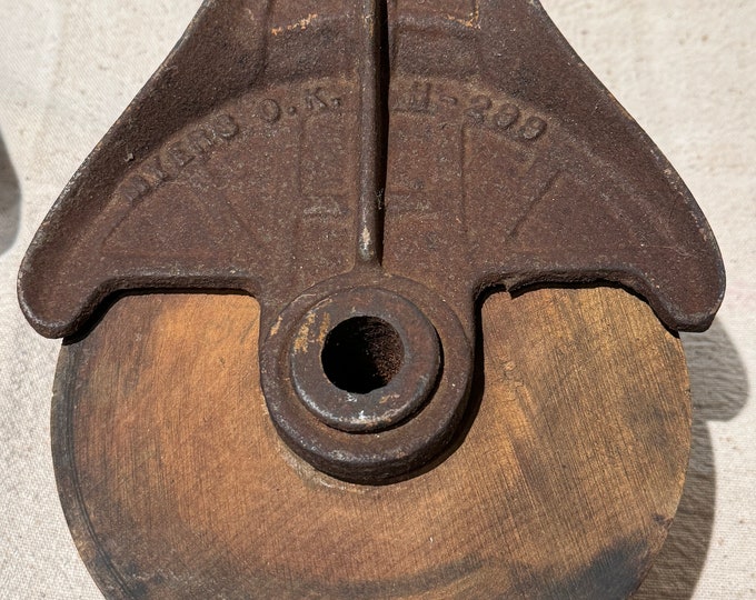 Antique Barn Pulley - Etsy
