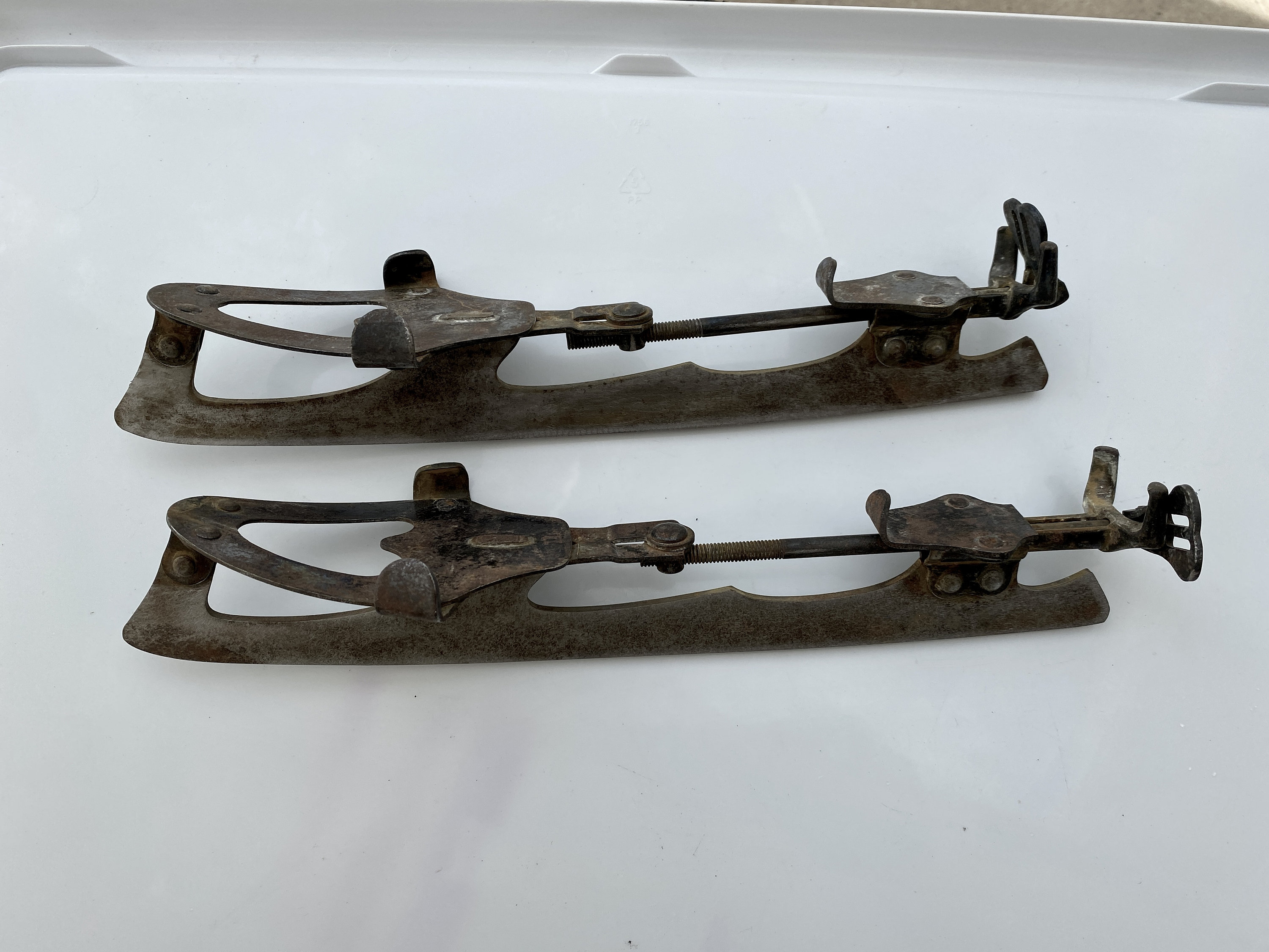 Antique Brown Ice Skate Company the Brownie Size 11 Adjustable Ice ...