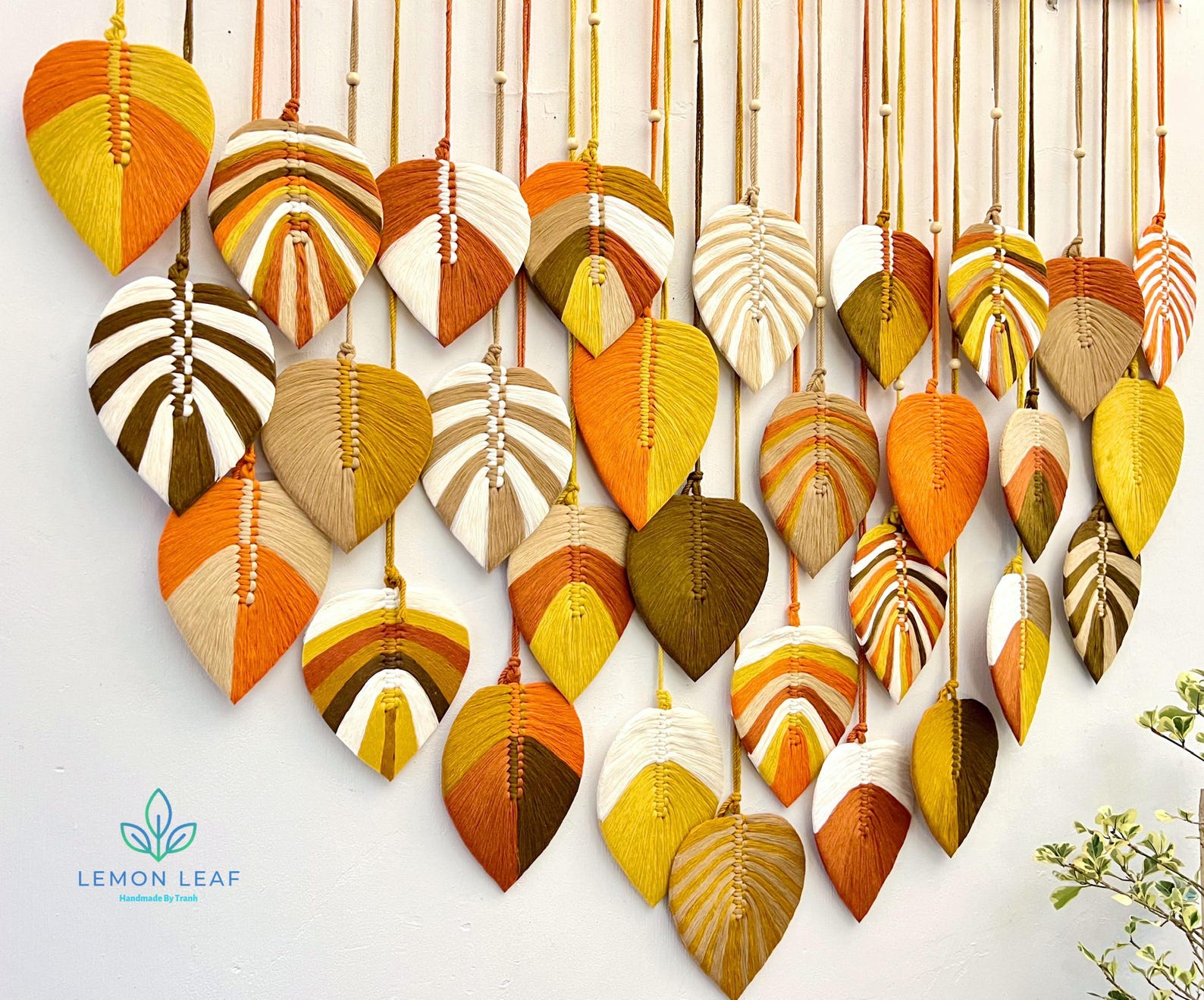 Macrame Leaf Wall Hanging: Boho Home Decor, Green Wall Art - Etsy