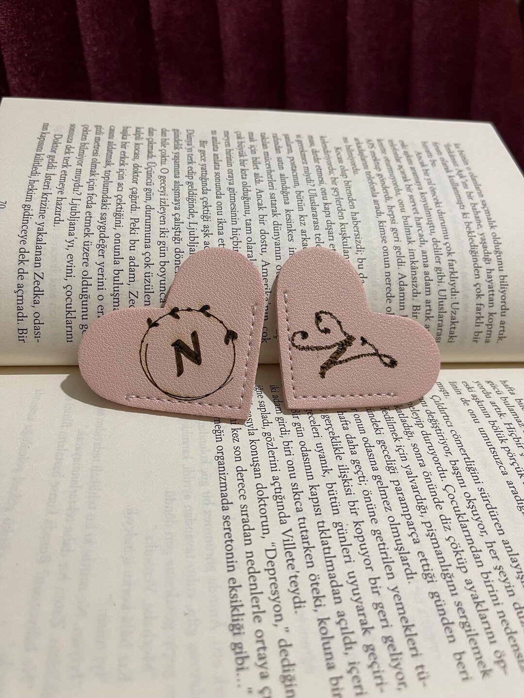 Personalized Leather Heart Page Corner Bookmark ,cute Bookmark ...