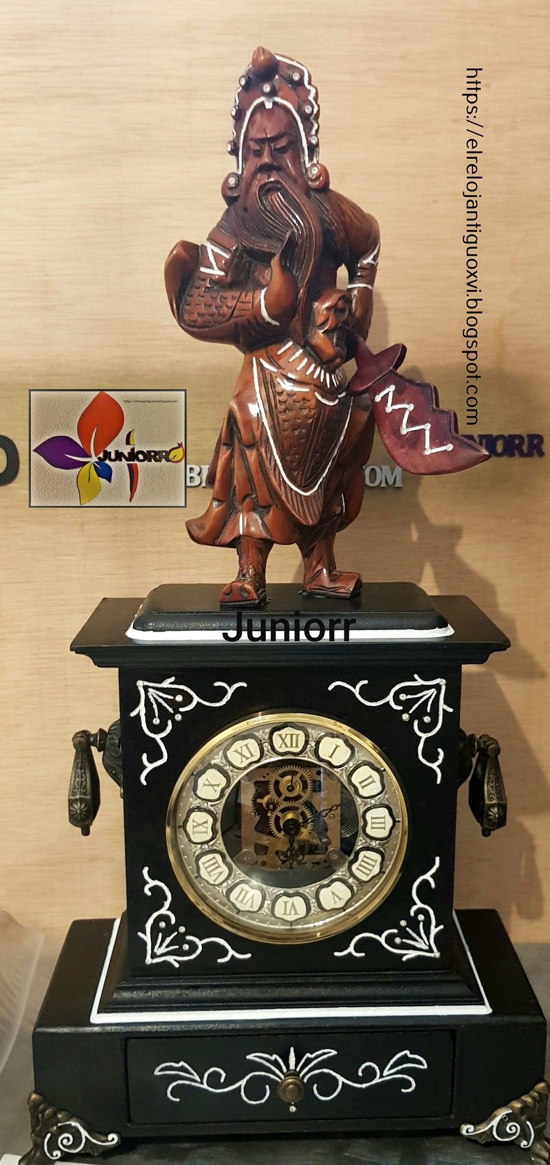 Black Japanese Warrior Wooden Antique Clock - Handcrafted by Juniorr in ...