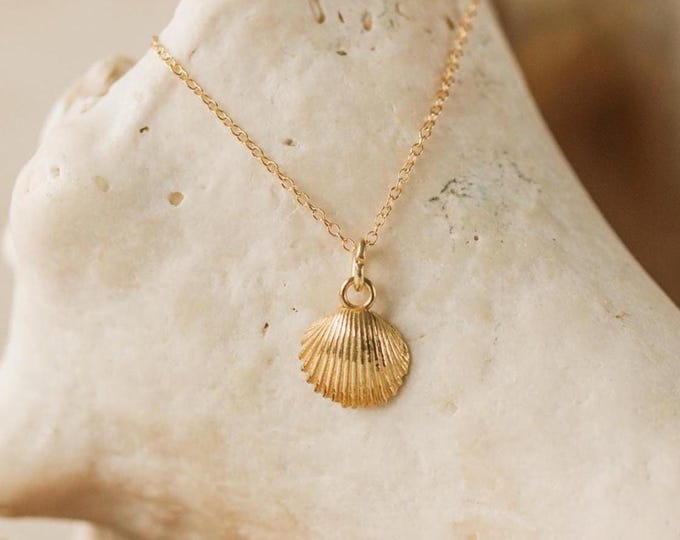 Large Shell Pendant Necklace, 24k Gold Plated Pendant, Gold Shell ...