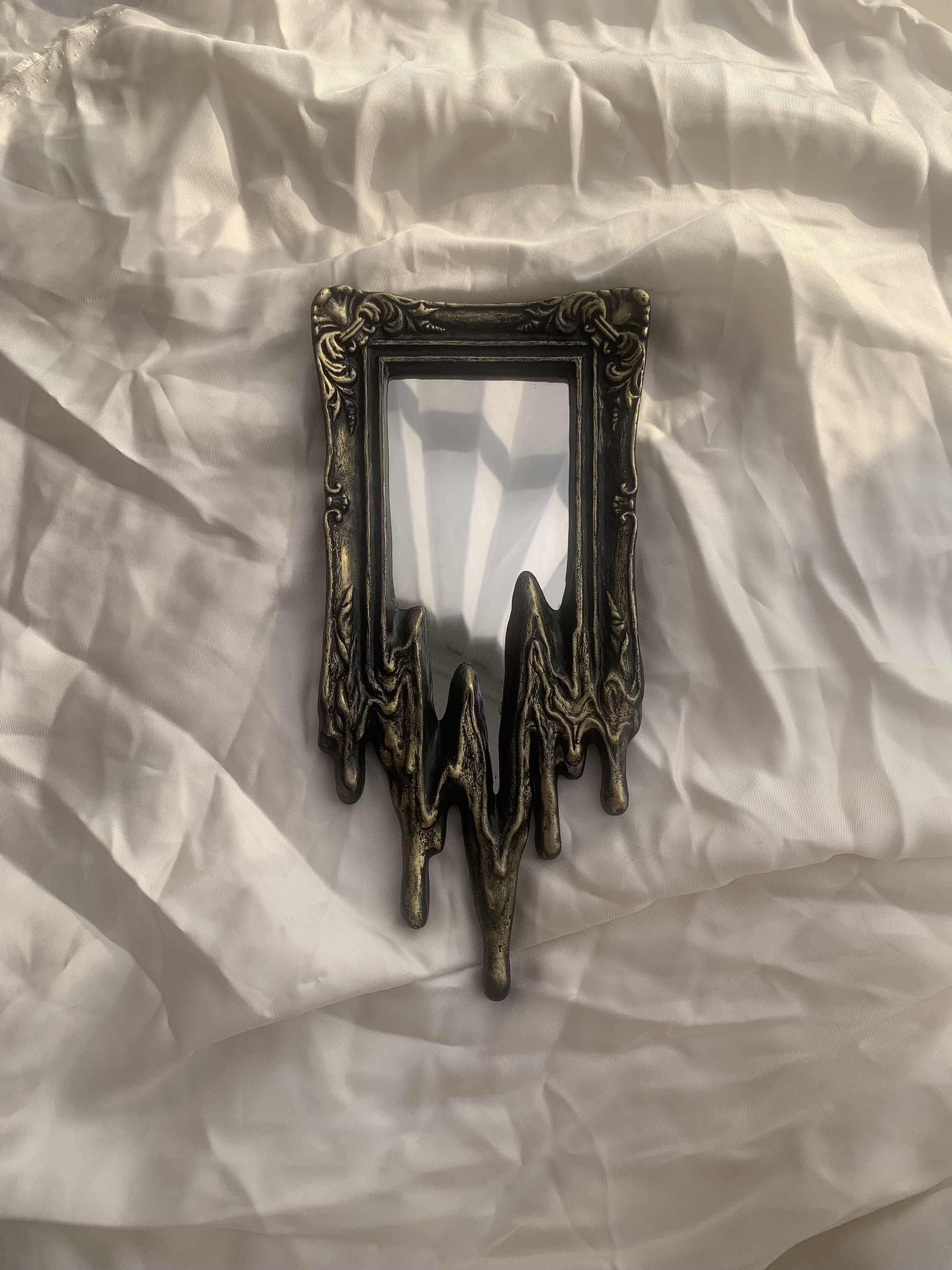 Unique Liquid Mirror Handmade - Etsy