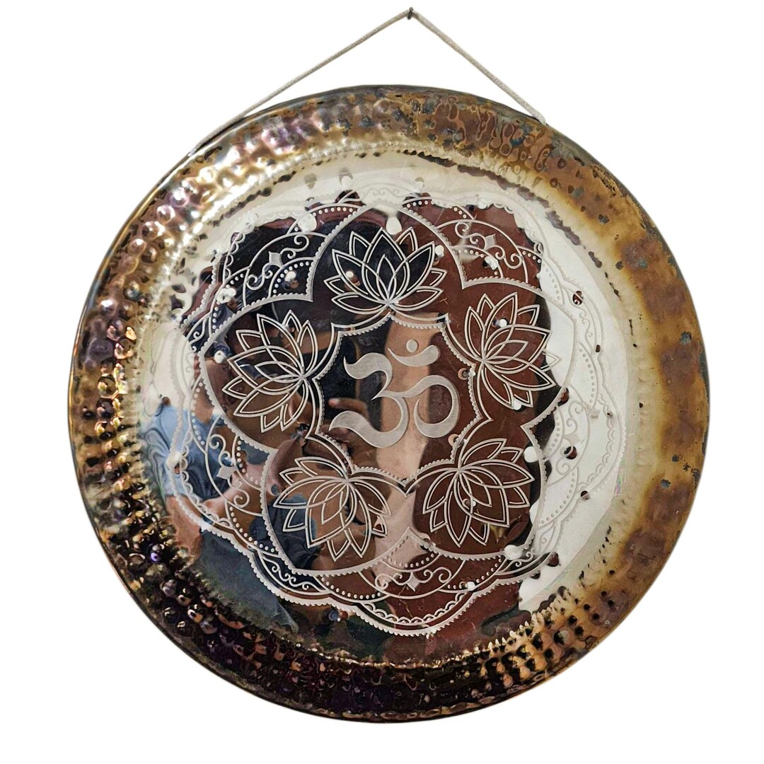 51 Cm, Rare Tibetan Planetary Curve Gong With "om" Design, Handmade ...