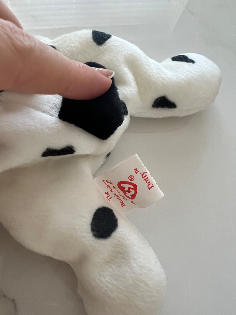 Ty Beanie Baby Dottie the Dog Plush Toy *rare* - Date of Birth 10/17 ...