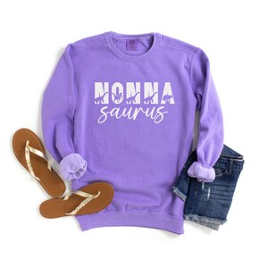 Nonna Saurus Sweatshirt, Nonna Dinosaur Sweatshirt, Nonna Gifts, Funny ...