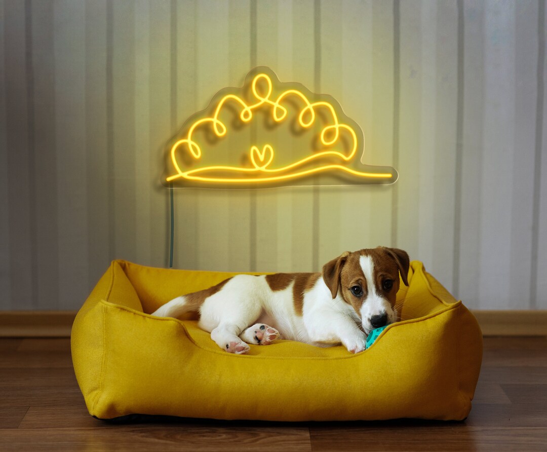 Neon Sign, Royal Crown, Queen, King Custom LED Neon Wall Art for Your ...