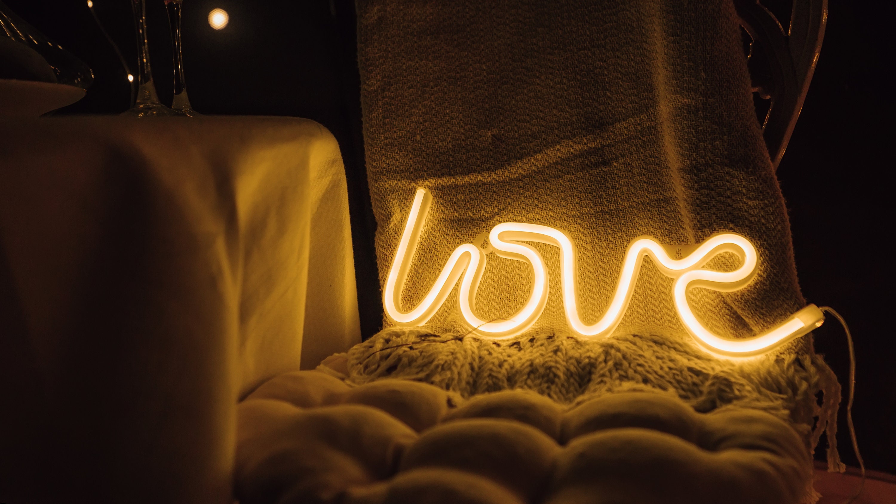 Custom Neon Sign, 30th Birthday Party Sign, Thirty AF, Custom LED Neon ...