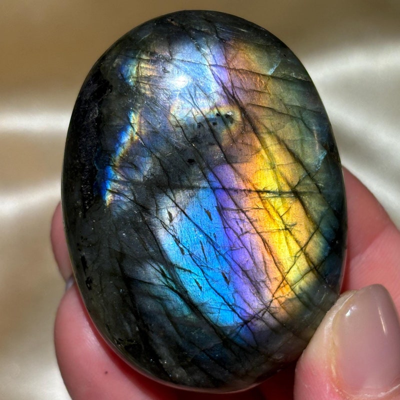 Rainbow Labradorite Palm Stone - Etsy