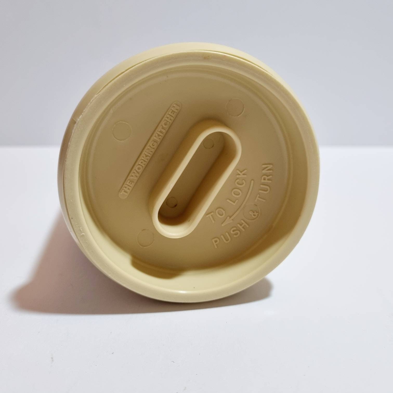 70s Flour Shaker the Working Kitchen Vintage Plastic - Etsy