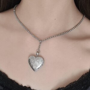 Ellen Hutter Nosferatu Heart Locket Necklace - Gothic Horror, Vampire ...