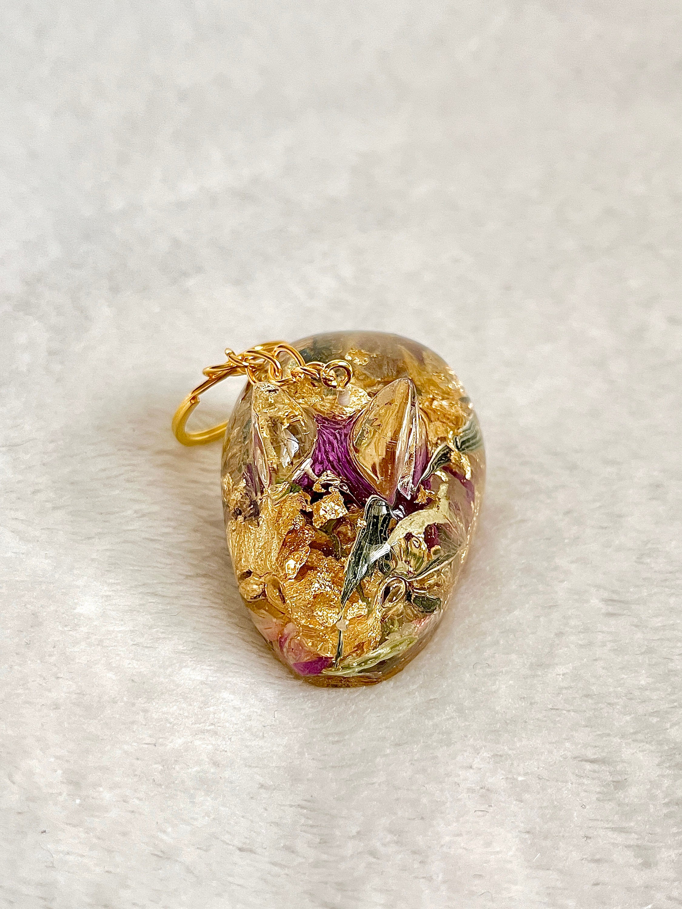 Good Luck Buns Crystal Clear Resin Rabbit Keychains Elegant, Natural ...