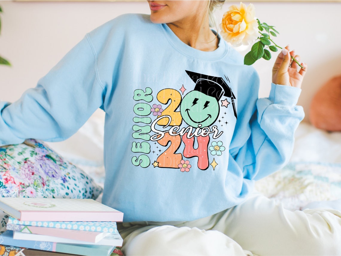 Retro Senior 2024 Svg, Class of 2024, 2024 Graduate, Graduation Svg ...