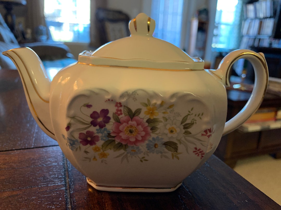 Sadler Cube Teapot - Etsy