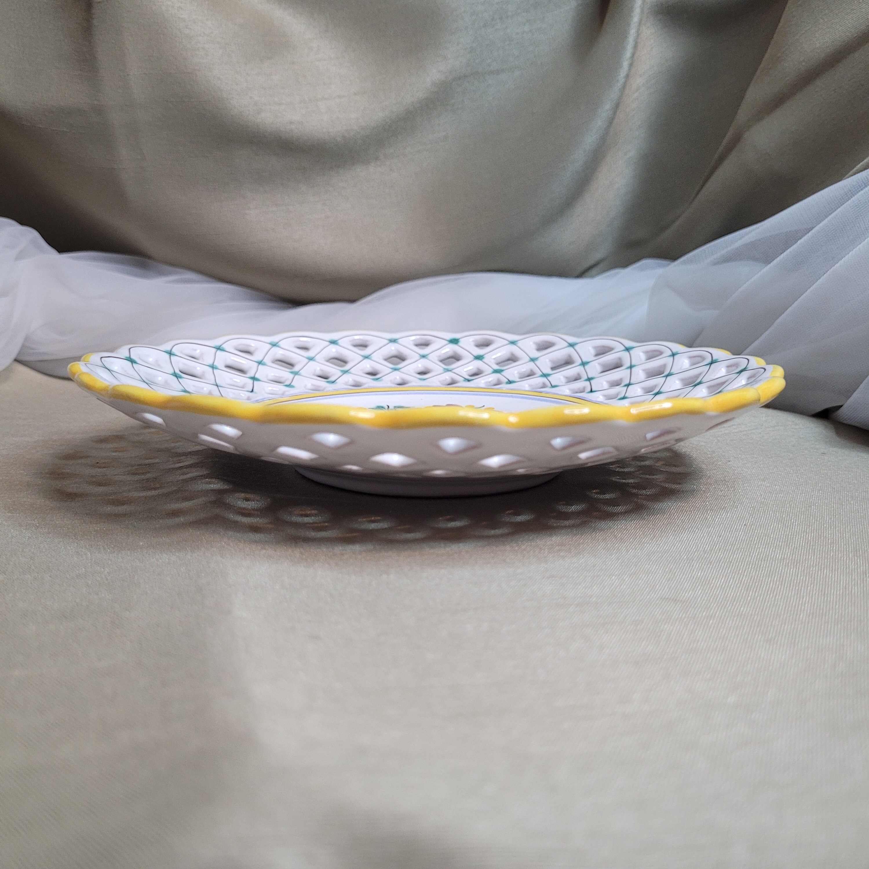 Beautiful Hand Painted Modra Slovak Pottery Bowl Decor 7 1/2 X 1 1/4 ...