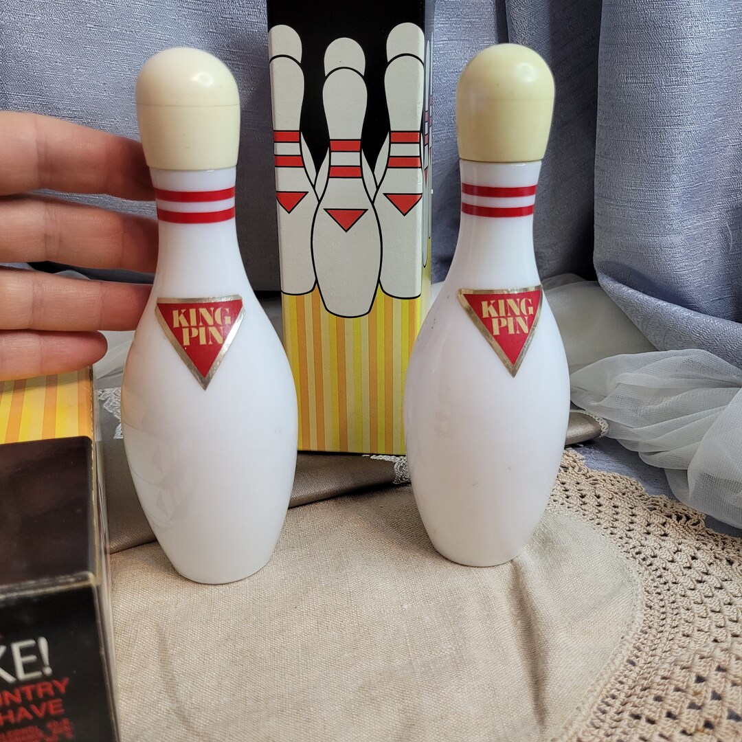 Pair of Vintage Avon KING PIN Decanter White Milk Glass Bottle Avon ...