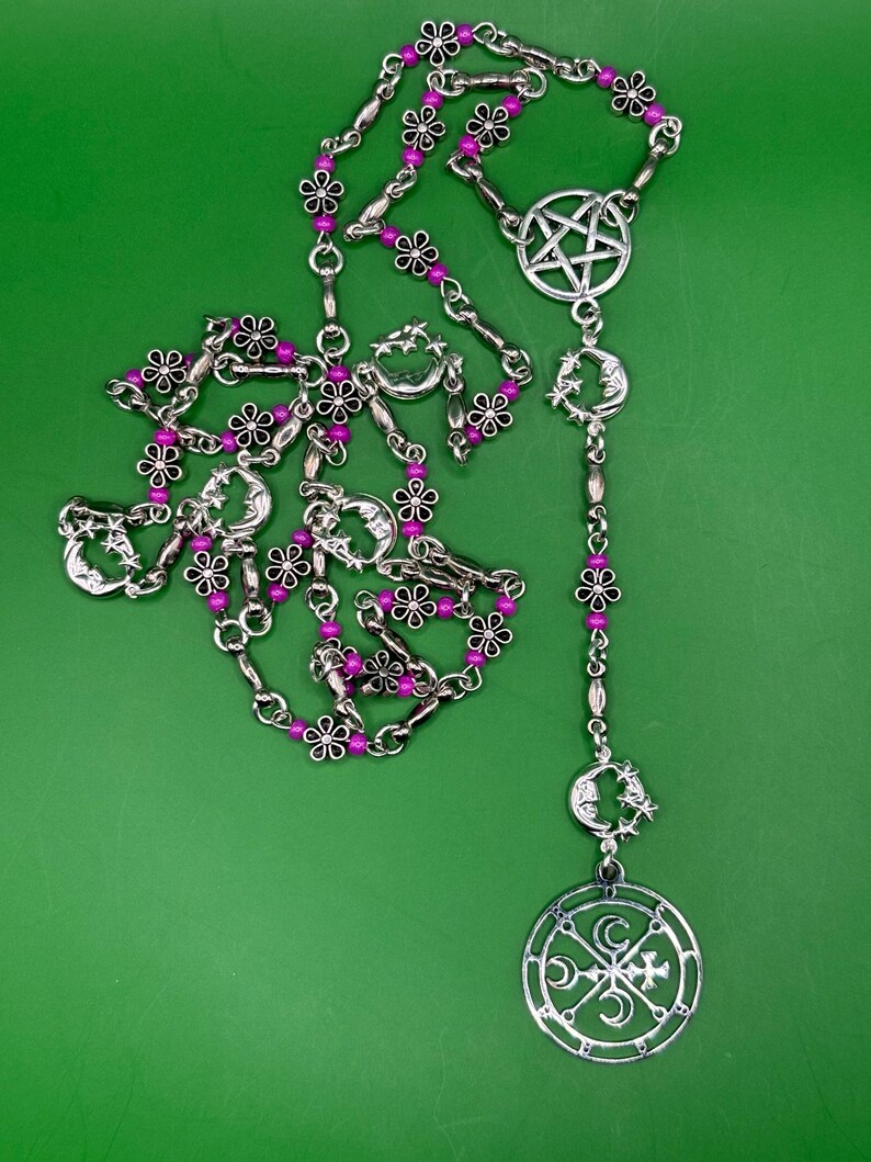 Decarabia’s Sigil Pink Flower Rosary - Etsy