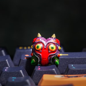 Shield Zelda Artisan Keycap, Hylian Keycap, Zelda Majora's Mask Keycap ...