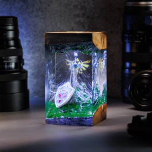 Zelda Shield and Sword Resin Lamp, Handmade Hylian Korok Zelda Light ...