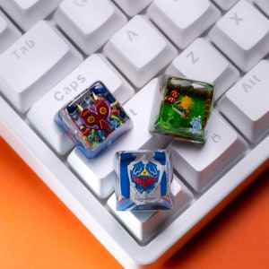 Shield Zelda Artisan Keycap, Hylian Keycap, Zelda Majora's Mask Keycap ...
