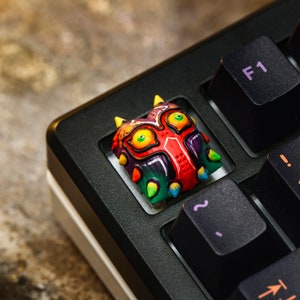 The Legend of Zelda Artisan Keycap, Artisan Keycap, Majora's Mask ...