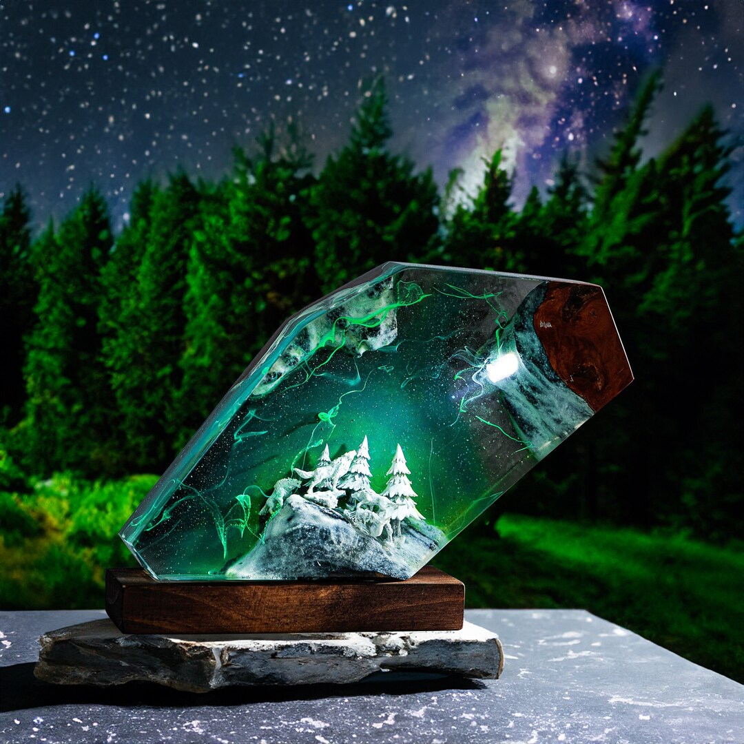 Wolf Howling at the Moon Night Light, Wildlife Night Lights, Epoxy Wood ...